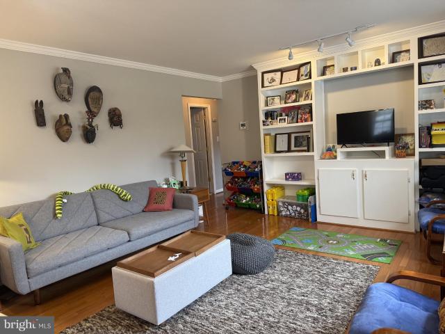 308 Clagett Dr, Rockville, MD 20851 | MLS #MDMC2220