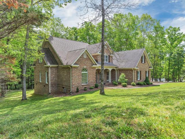 308 Creekshire Drive