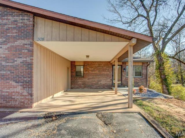 308 Bobbie Dr, Belleville, IL 62226 | MLS #26017