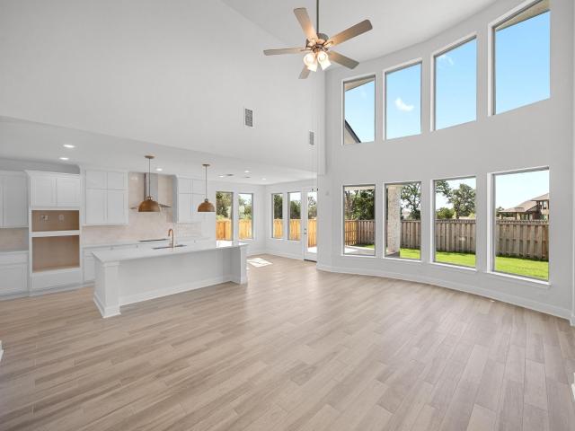308 Barnstorm Ln