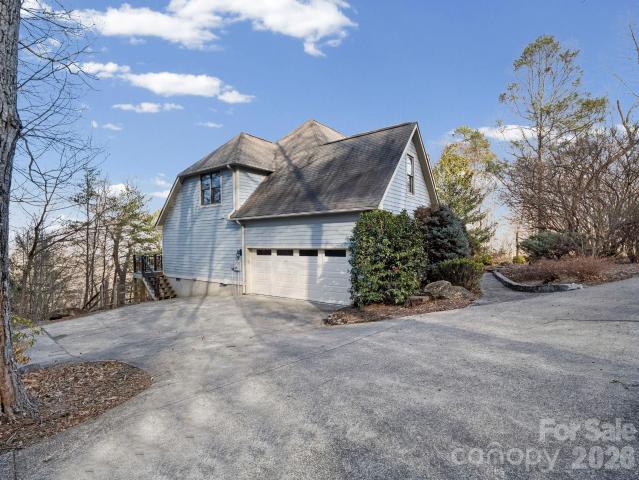 308 Bluebird Road