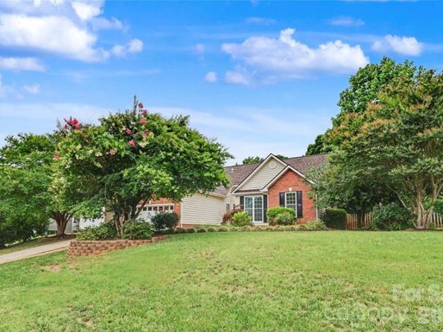 308 Braxton Dr, Indian Trail, NC 28079