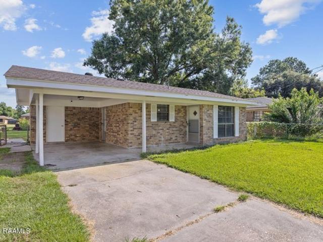308 Brockton Dr, Carencro, LA 70520