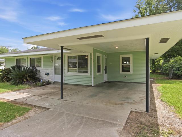 308 Bunn St, Donaldsonville, LA 70346 | MLS #BR2026006 | Compass