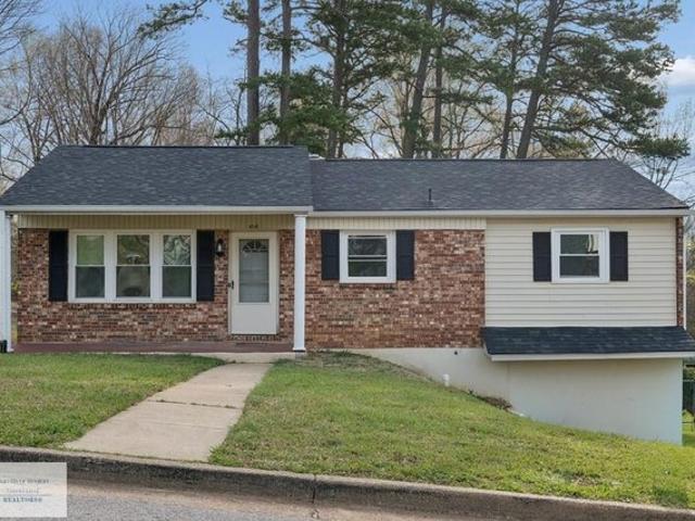 308 Greenwich Cir, Danville, VA 24540