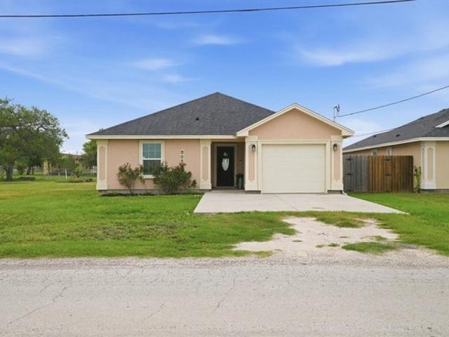 308 Dahme St, Orange Grove, TX 78372