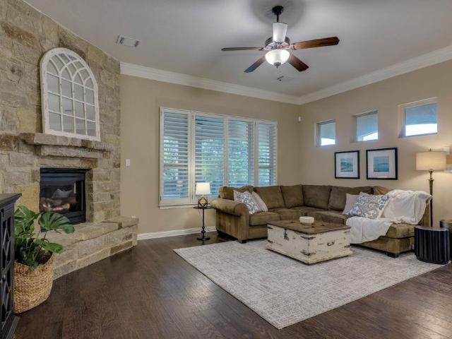 308 Duffy Ln