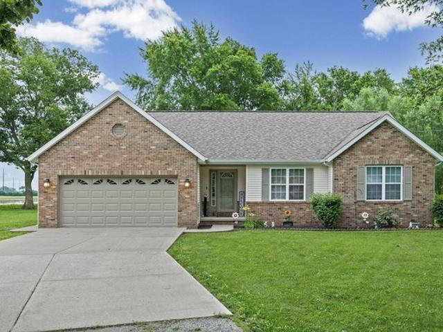 308 E 4th St, Otterbein, IN 47970