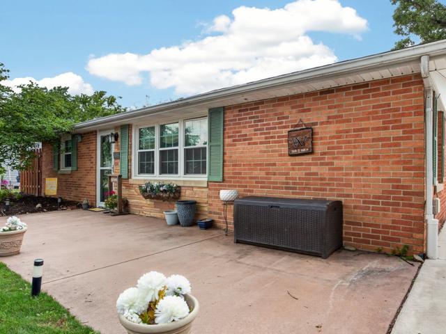 308 E Oak Street