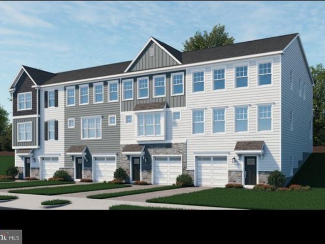 308 E Sawyer Ct, Royersford, PA 19468