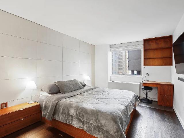 308 East 38th Street, New York, NY