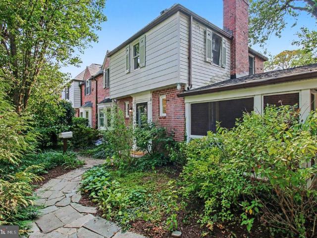 308 Eastway Court
