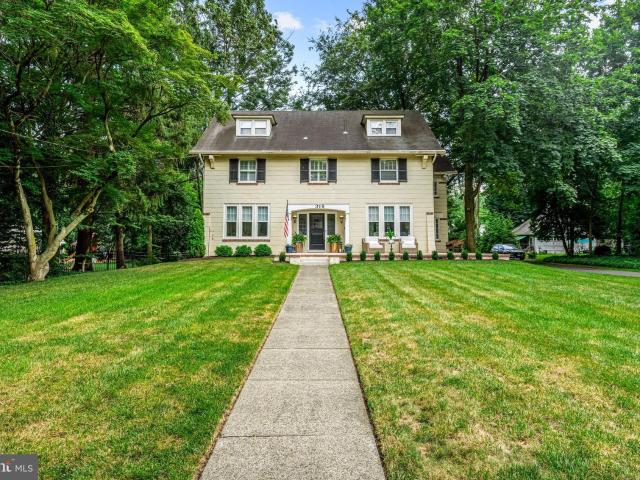 308 Elm St, Moorestown, NJ
