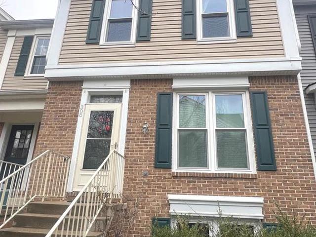 308 Falkirk Court