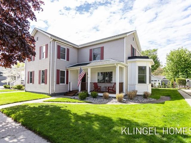 308 Franklin St, Grand Haven, MI 49417