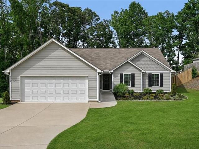 308 Katie Ln, Commerce, GA 30529