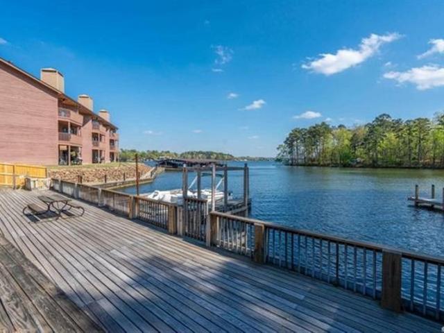 308 Kleinshore Rd, Hot Springs, AR 71913
