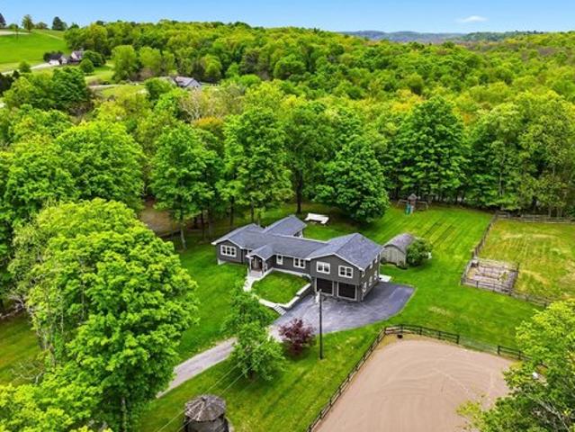 308 Hollow Rd, Staatsburg, NY 12580
