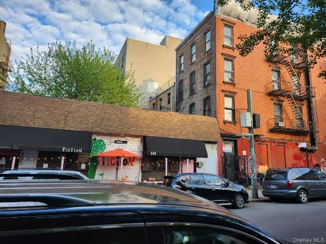 308 Hooper Street