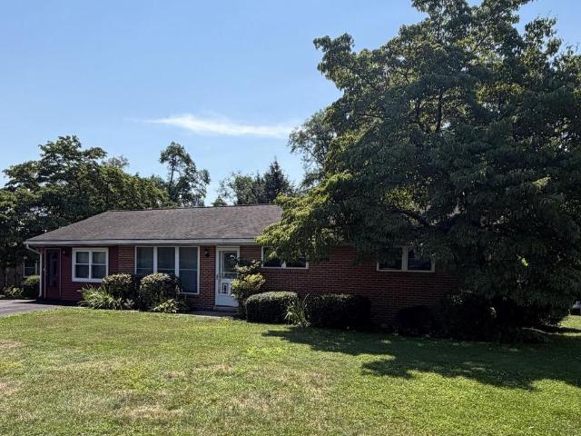 308 Hillcrest Drive
