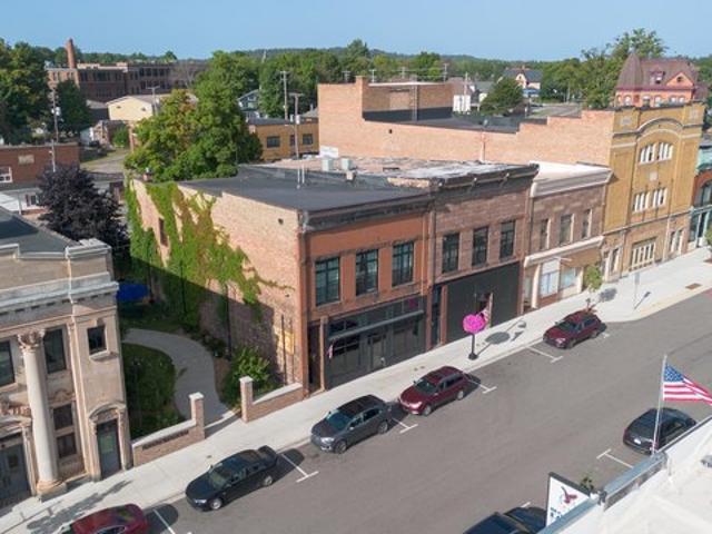 308 Iron St, Negaunee, MI 49866