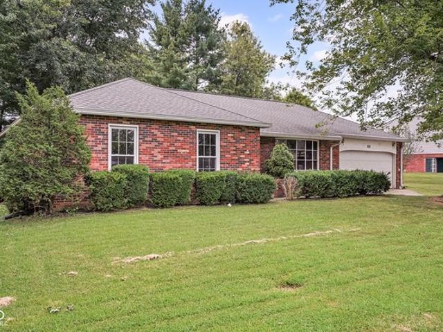 308 Juliann Dr, Seymour, IN 47274
