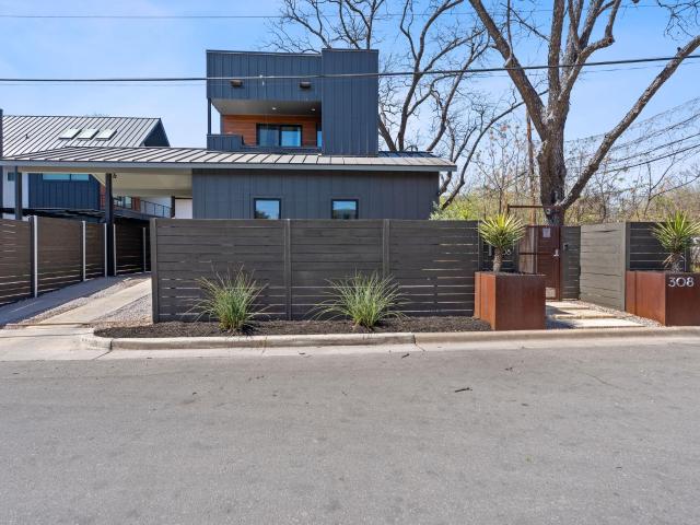 308 Onion St