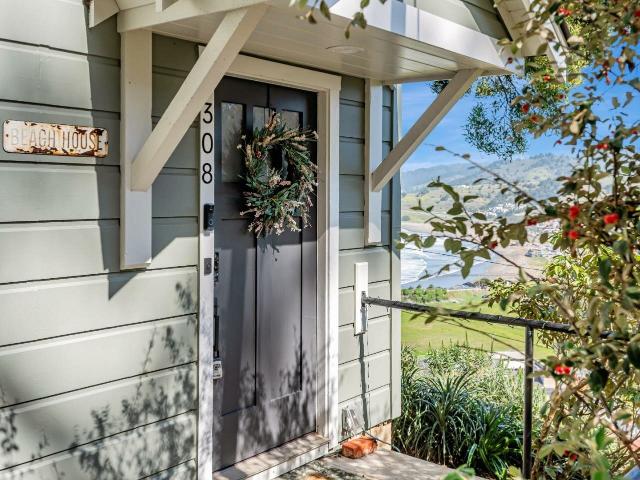 308 Olympian Way, Pacifica, US, CA
