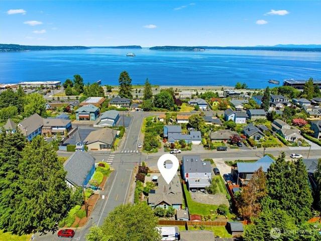 308 Loveland Ave, Mukilteo, WA 98275