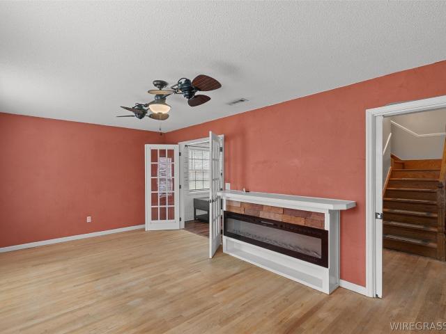 308 Lakeshore Drive