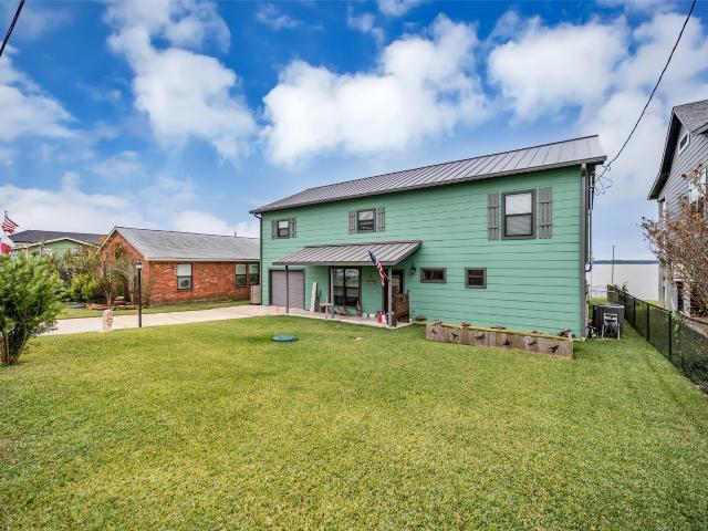 308 Lakeshore S