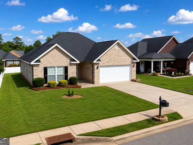 308 Lamplight Drive