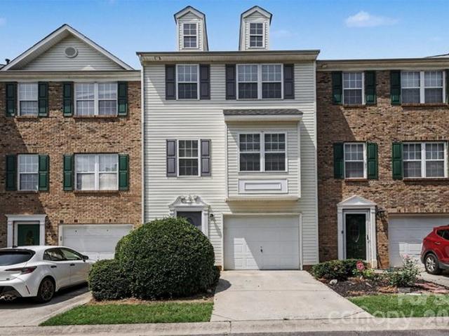 308 Langhorne Dr, Mount Holly, NC 28120