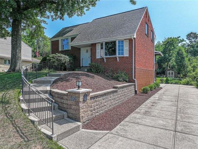 308 Lupine Dr, Pittsburgh, PA 15209