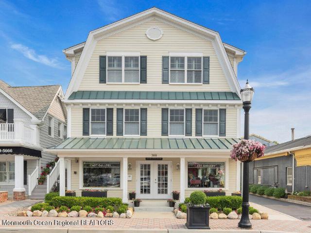 308 Morris Avenue Unit A