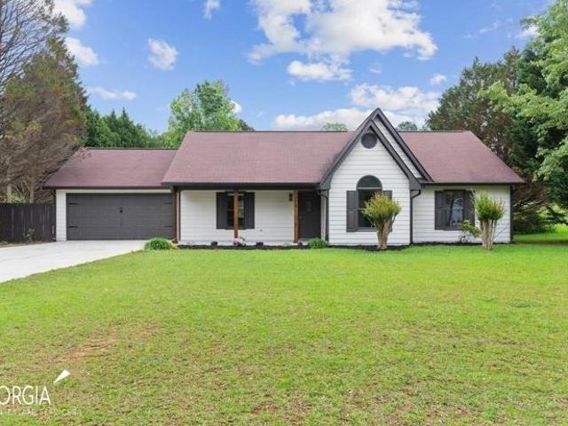 308 Maplewood Dr, Locust Grove, GA 30248