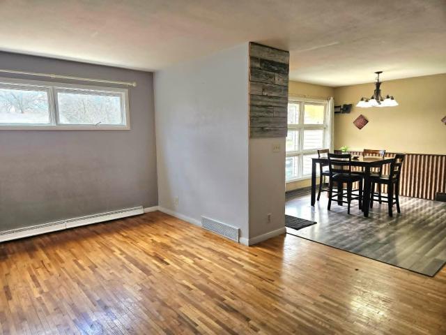 308 Maple Avenue S