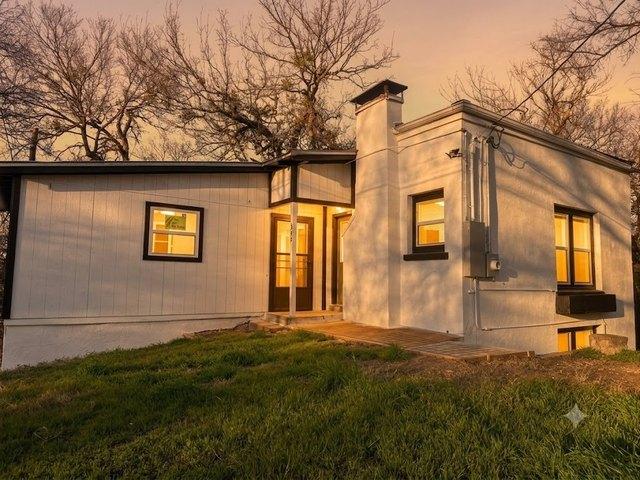 308 N 9th St, Gatesville, TX 76528