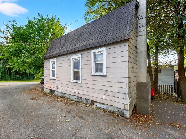 308 Nelson Avenue