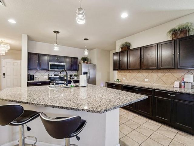 308 Nueces River Trl, Hutto, TX 78634