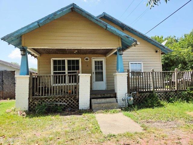 308 S Willow St, Coffeyville, KS 67337