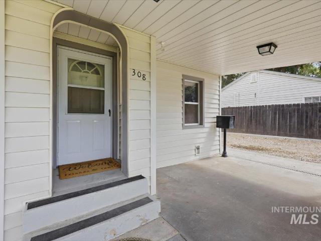 308 S Garland St