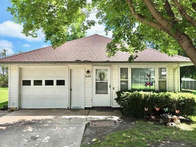 308 S Main St, Granada, MN 56039