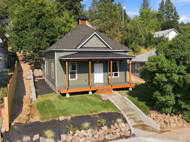 308 S Main St, Troy, ID 83871