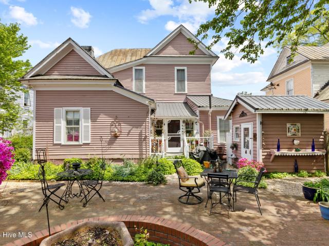 308 S Pearl Street