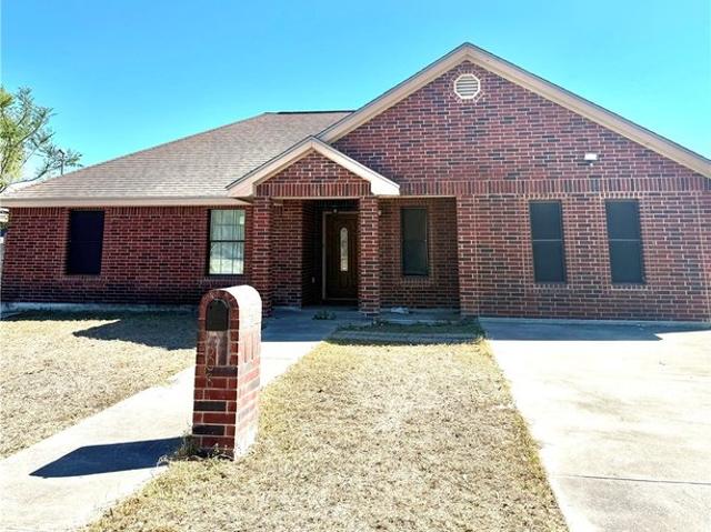 308 Scott St, Alice, TX 78332