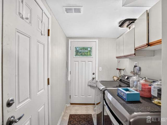 308 Skene Drive