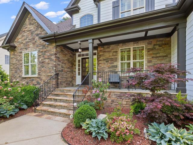 308 Stearns Way