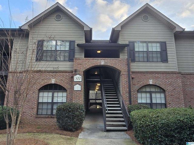 308 Sterling Oaks Dr Unit 308, Hoover, AL 35244