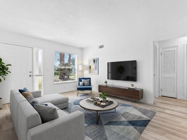 308 Stillwater Dr, Jupiter, FL 33458